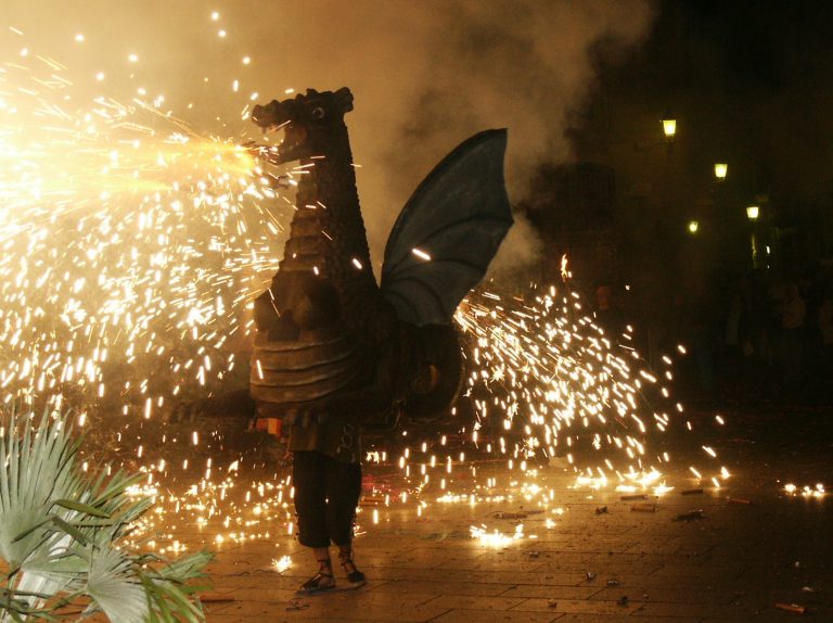 Víbria de Barcelona – Agrupació del Bestiari Festiu i Popular de Catalunya